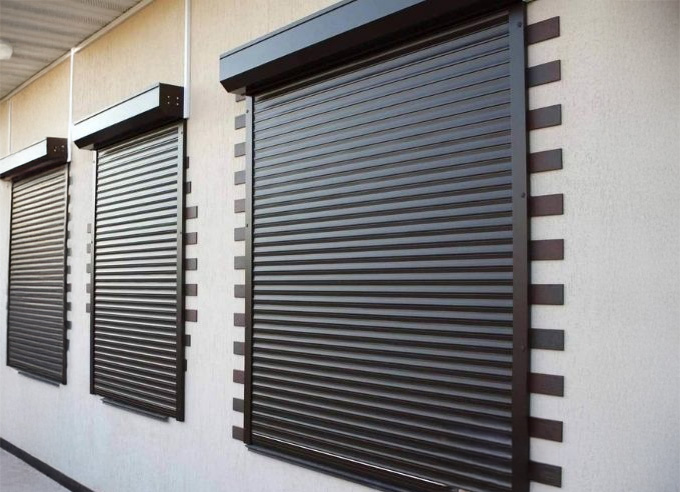 Window Shutters in Qatar | SFT Doors Qatar